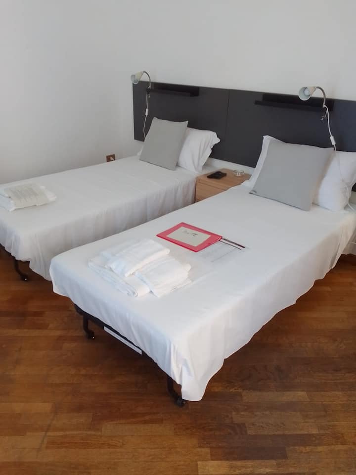 Family Suite 2 Bedrooms, 1st Floor No Lift - Bari