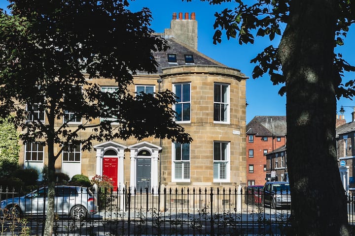 Tyne Square - 2 Bed Flat, Dog Friendly And Parking - Tynemouth