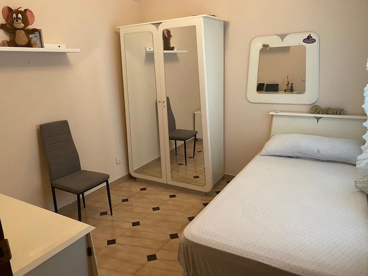 Una Habitación Para 1 Persona - Toledo, Spain
