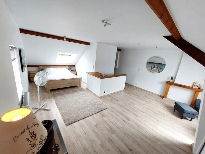Studio - Salle Douche Rénové + Espace De Travail - Ottignies-Louvain-la-Neuve