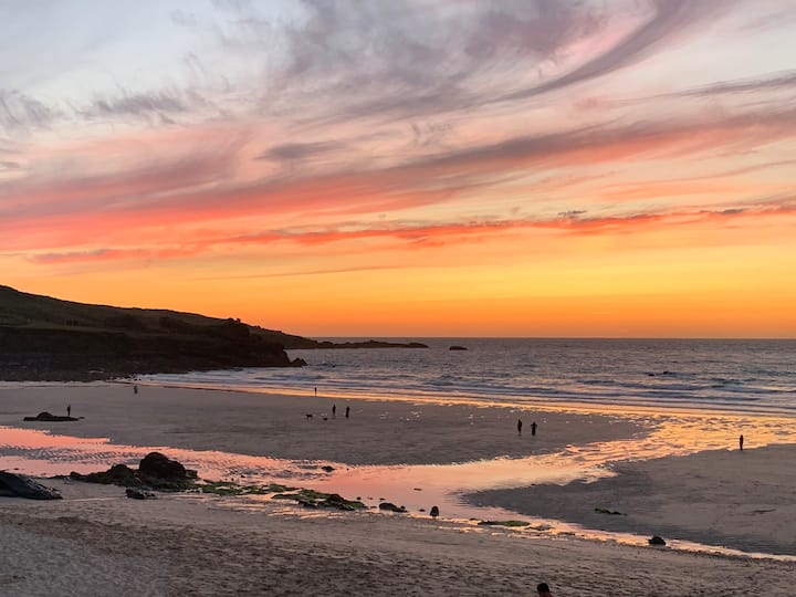 St Ives, Fab Cottage/location Minutes From The Sea - Marazion