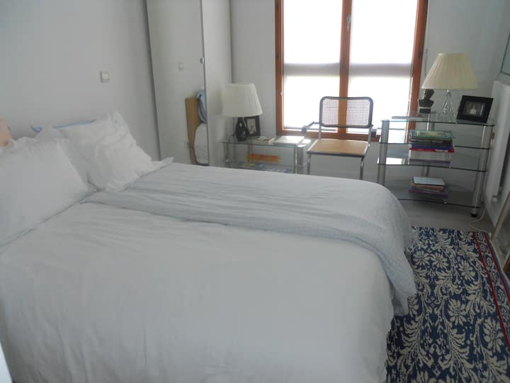 Chambre Lumineuse 15 M2 Quartier Roland Garros - Boulogne-Billancourt