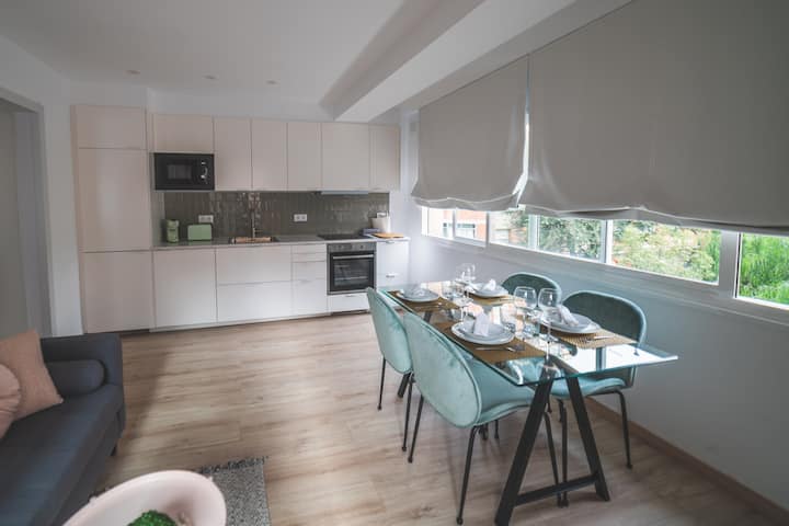 2.1 Precioso Apartamento Nuevo De 1 Habitación - Badalona