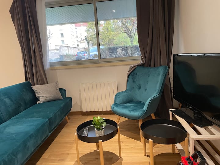 Appart Spacieux, Proche De Tout, Avec Garage. - Besançon