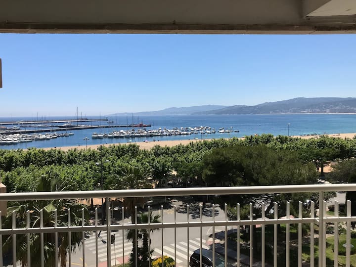 Molt Bon Racó Per A Descansar - Palamós