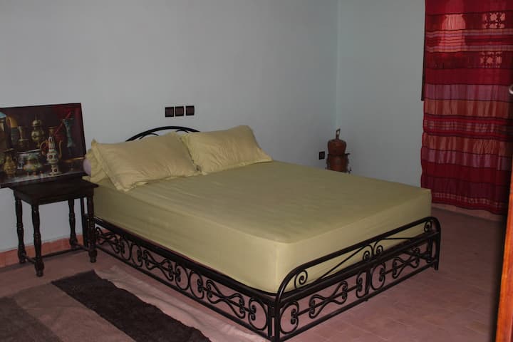 Chambre Privé Pour 5 Personnes - Ouarzazate