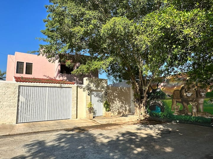 Casa Galán (Casa De Los Leones) *Alberca Privada* - Mérida
