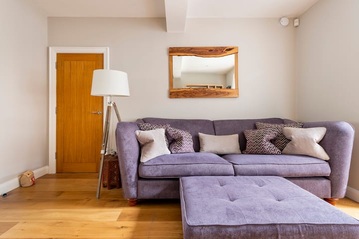 Private King Bedded Room In Host’s Home - Woolwich