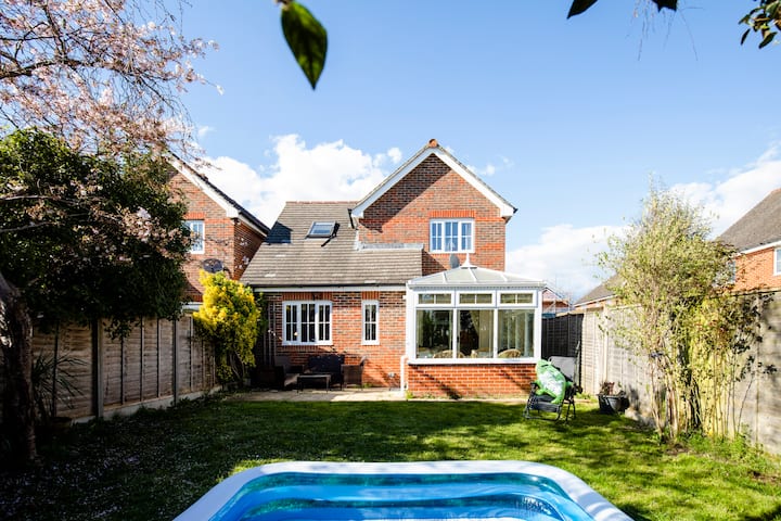 South Downs Retreat House With Free Parking. - Bognor Regis