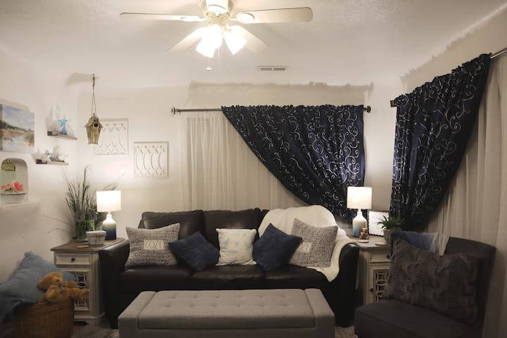 The Cozy
1 Bed/1 Bath
Full Kitchen And Dinette - Grand Junction, CO