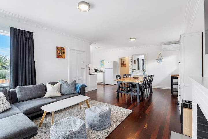Comfy 60s Era 3 Bedroom Entire Home - Fremantle