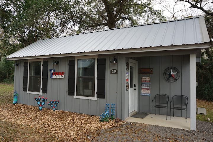 Texas Bluebonnet #255 At Circle C Cottages - Caldwell, TX