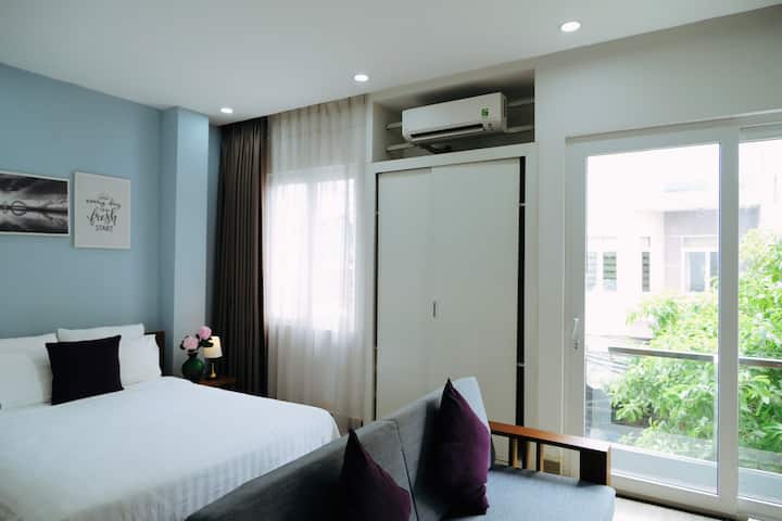 Balcony Apartment My Khe Beach - Da Nang