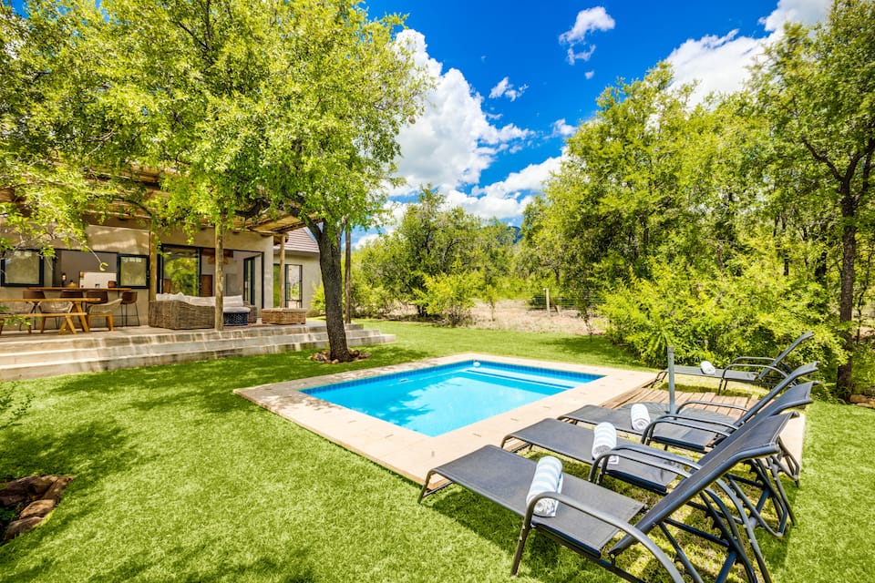 Moruleng Vacation Rentals & Homes - North West, South Africa | Airbnb