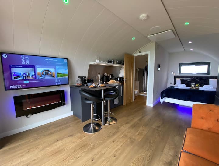 Dundhu- Ravens Gully Arran Luxury Hideway For Two - Brodick