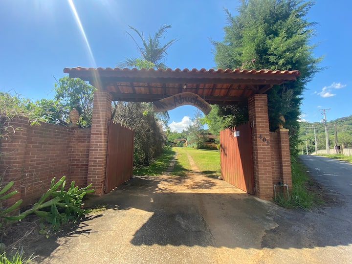 Chácara Agradável Com Piscina E Ampla áRea Externa - Extrema