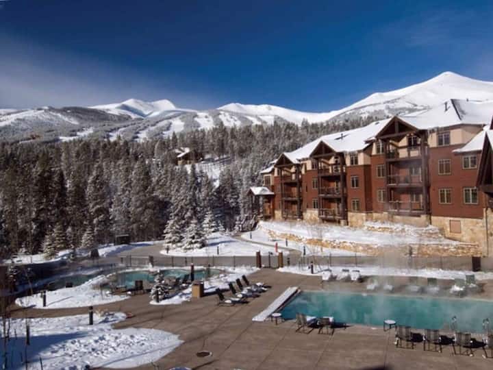 Grand Timber Lodge  Christmas, Dec. 22-29, 2024 - Breckenridge, CO