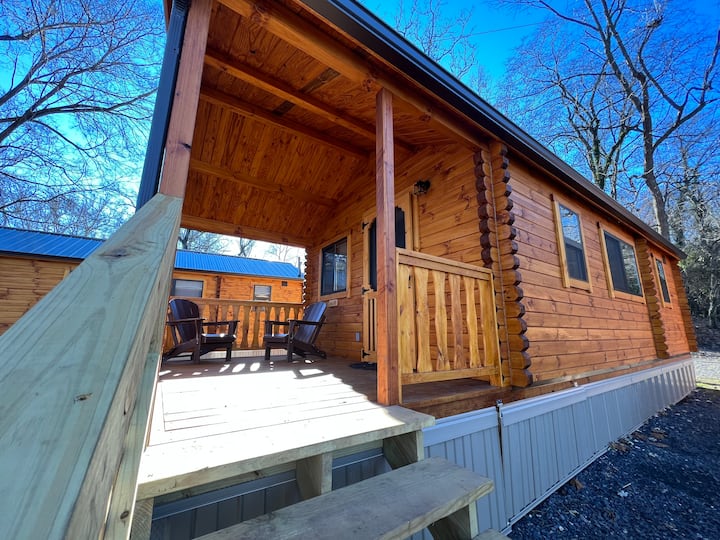 Riverview Log Camping Cabin On The Potomac River - Harpers Ferry, WV