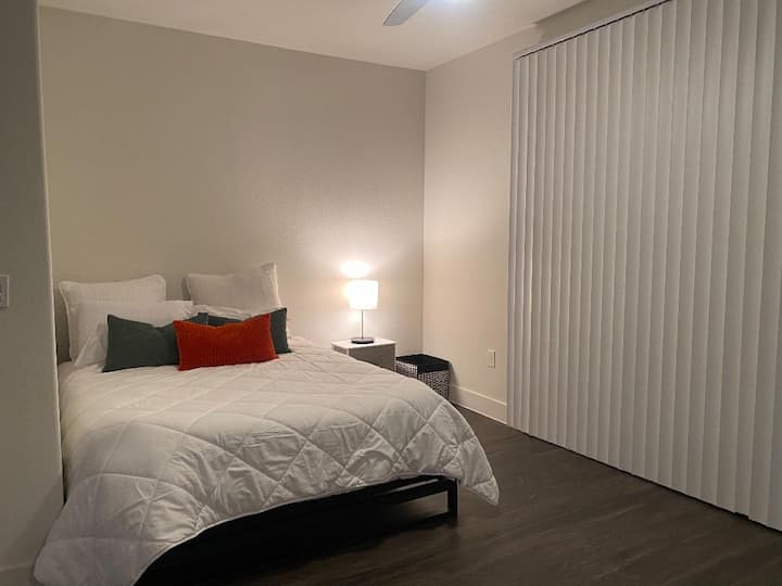 Very Nice Studio - The Colony, TX