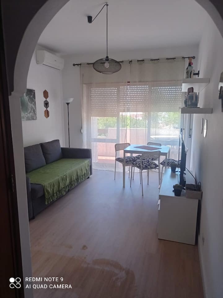 T1 Remodelado Perto Da Praia Com Exposição Solar - Monte Gordo