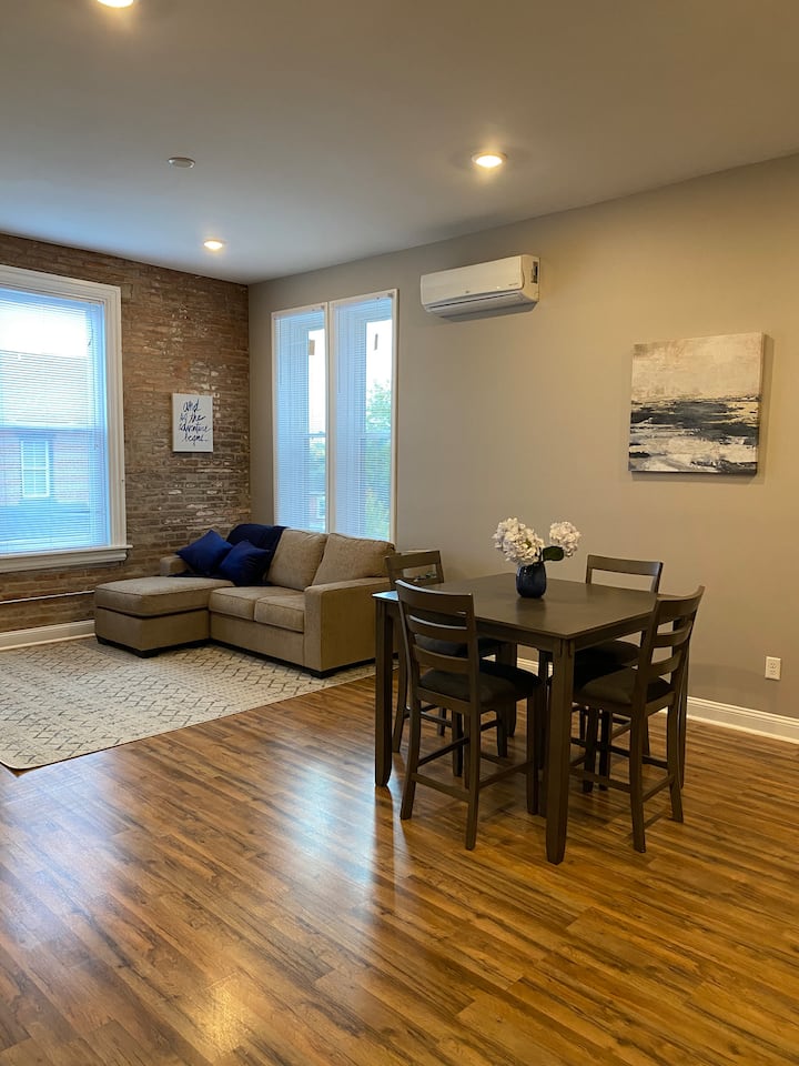 Monthly Rental With Laundry And Parking - Lancaster, PA