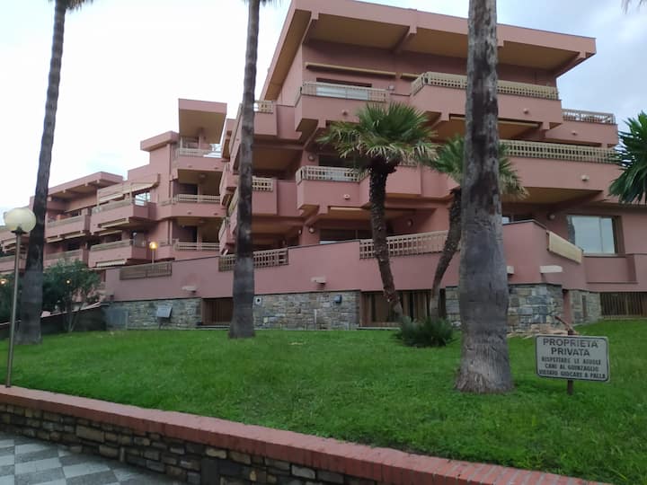 Pied A Terr Ad Un Passo Dalla Spiaggia - Santo Stefano al Mare