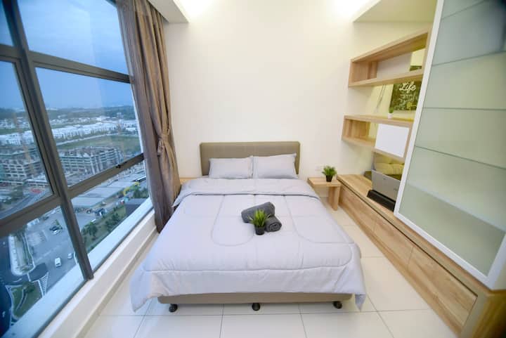 Zeva | High Floor | Equine Park Seri Kembangan - Puchong