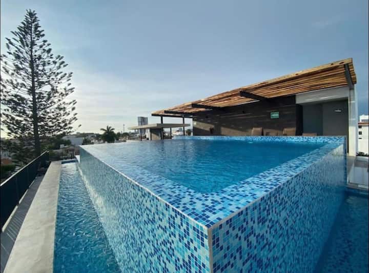 Lujoso Dpto Con Alberca A Solo 2 Min Del Mar - Mazatlán