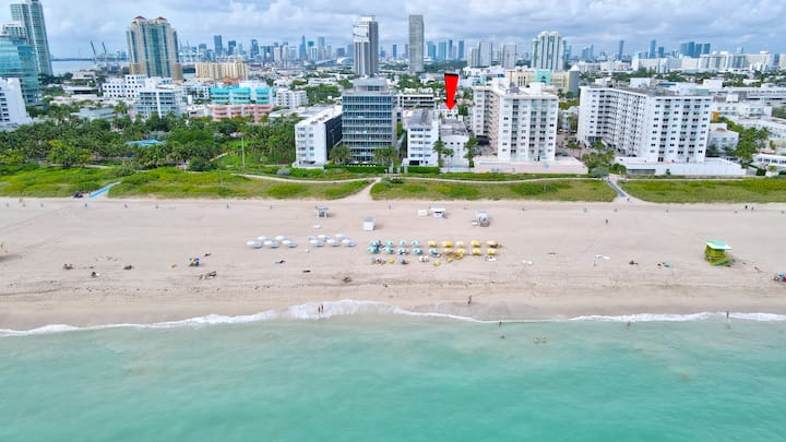 Modern Miami Ocean Front Condo - South Beach, FL
