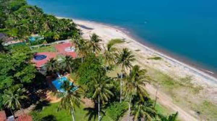 Sobrado Para 10 Pessoas Na Praia - Ilhabela