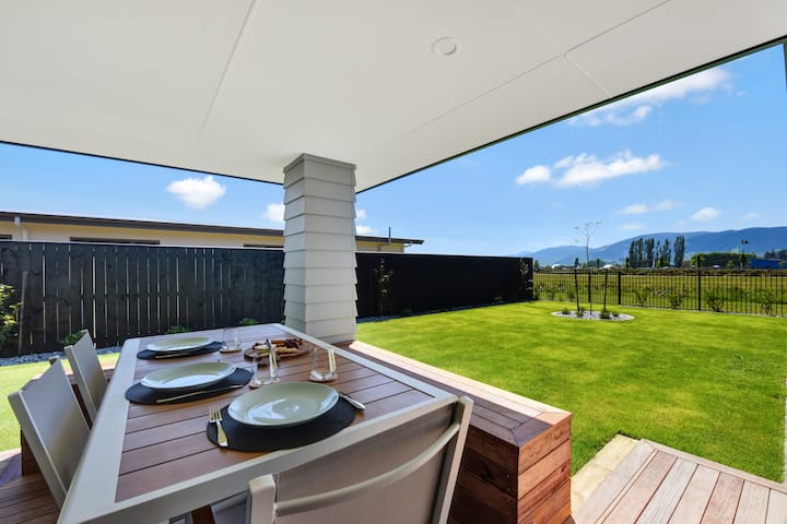 39carmine Five Star 4-bedroom Holiday Home - Brightwater