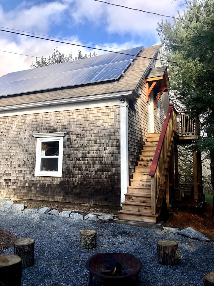 The Loft- Modern Escape - Lunenburg