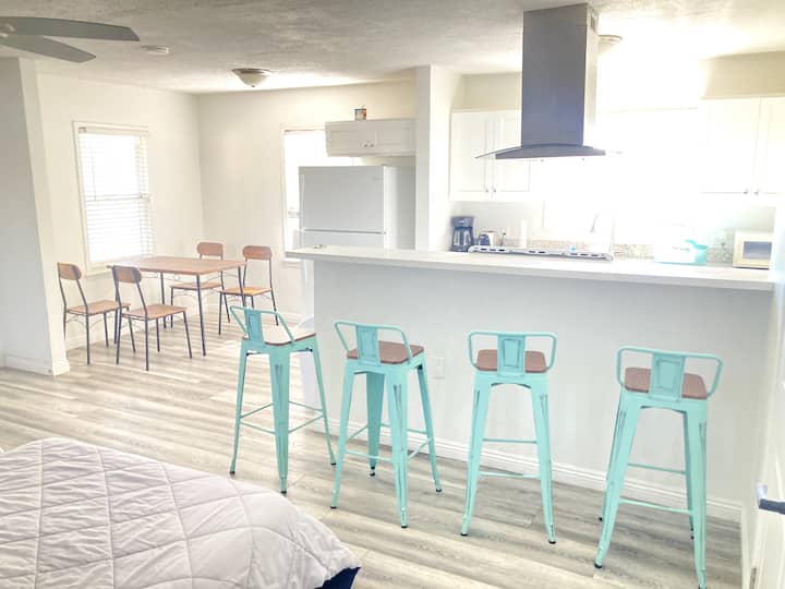 Little Betty’s Hideaway. No Cleaning Fee - Palos Verdes Estates, CA