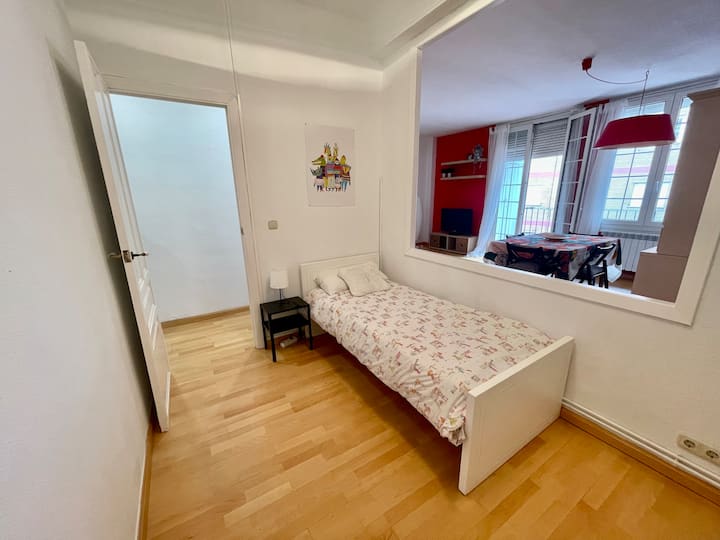 Acogedor Apartamento En Zaragoza - Zaragoza