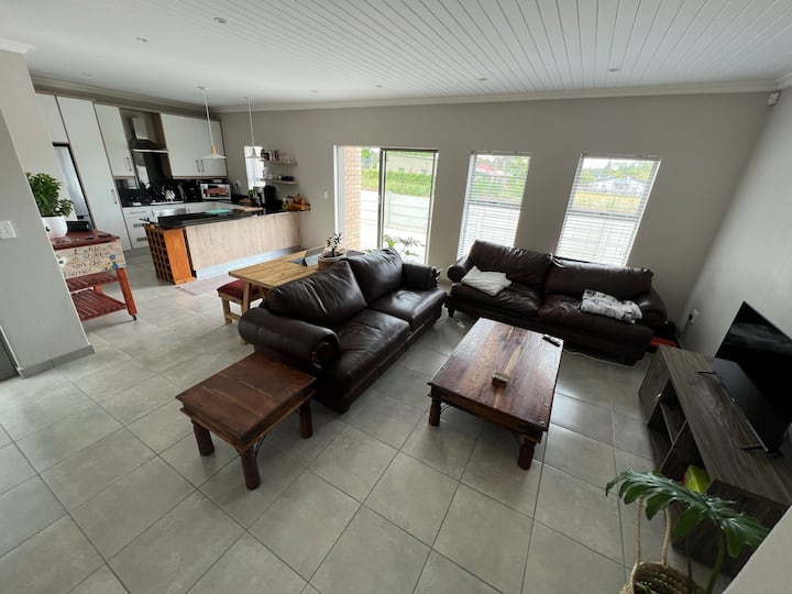 5 Min Away From Fancourt - George