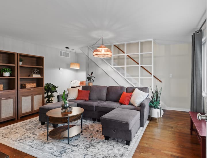 Wfh Oasis In Heart Of Fairfax - Fairfax, VA