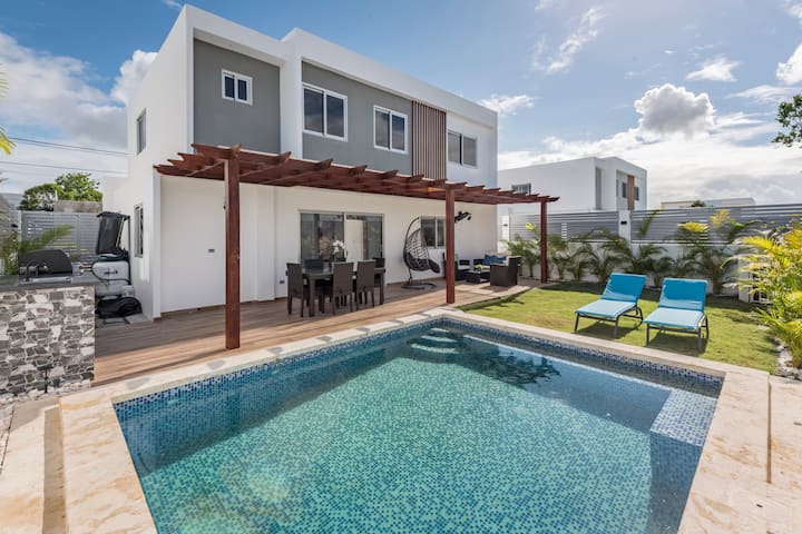 Eco-friendly Tropical Villa 3br 2.5b W/ Pool+grill - Punta Cana