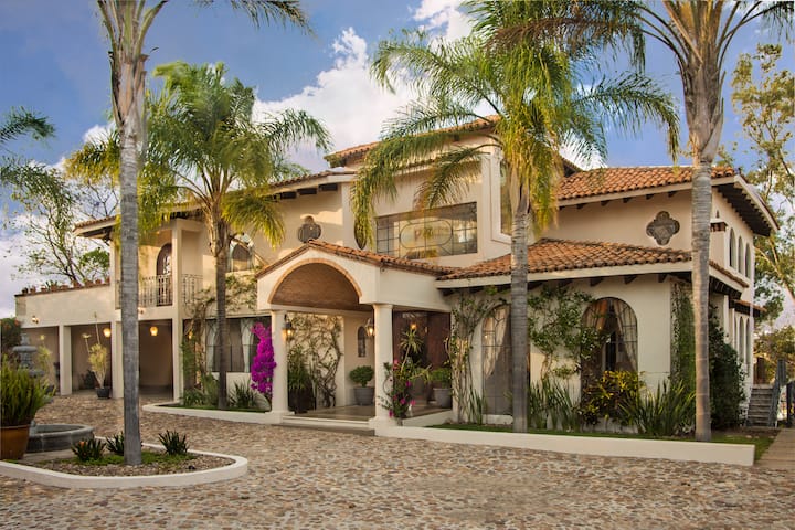 Private Luxury Villa With Views. Minutes To Centro - San Miguel de Allende