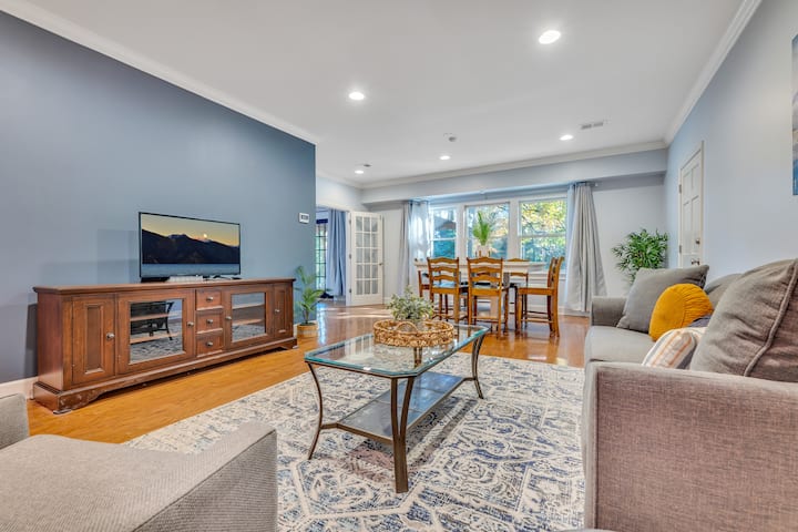Beautiful Basement Apartment! - Stone Mountain, GA