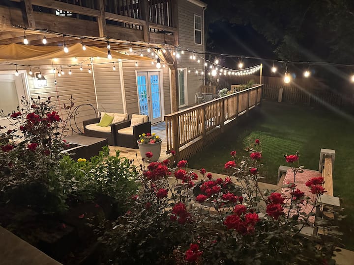 Warm, Clean, And Modern Five Bedroom House - Cumming, GA