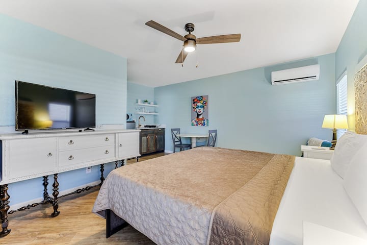 Charming Studio In Bishop Arts - Dallas, TX
