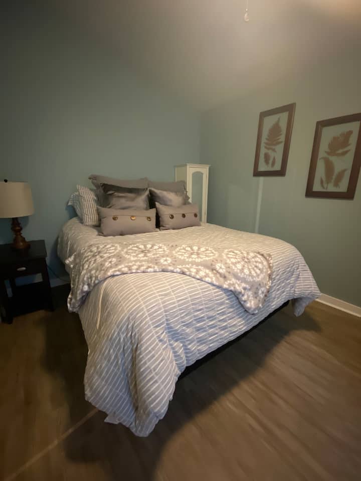 Cozy Bungalow Downtown-dallas Mill.b - Huntsville, AL