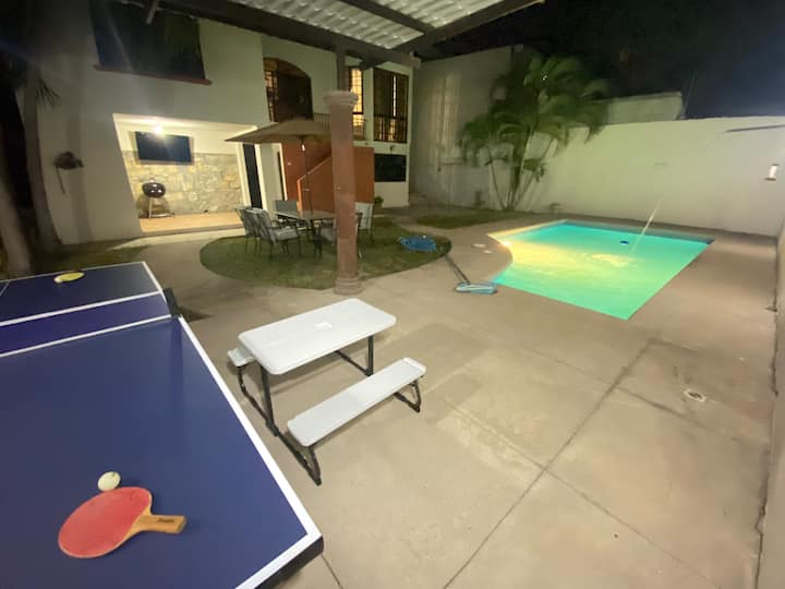 Residencia Grande Con Alberca Buena Zona - Ciudad Valles