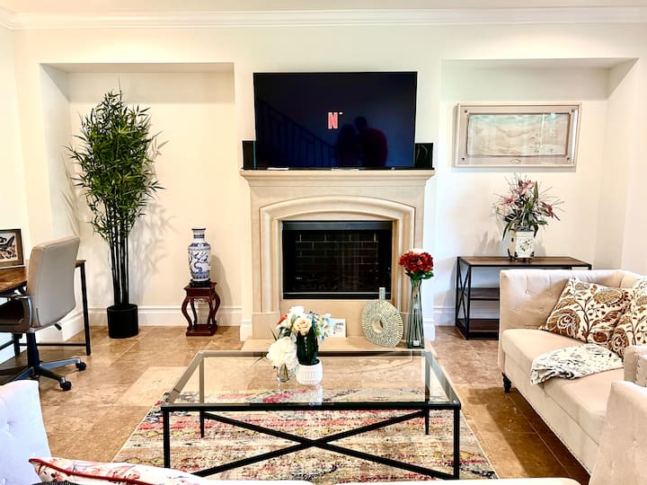 Modern, Quiet 1426 Sf 2b 2.5b Pasadena Townhome - Pasadena, CA