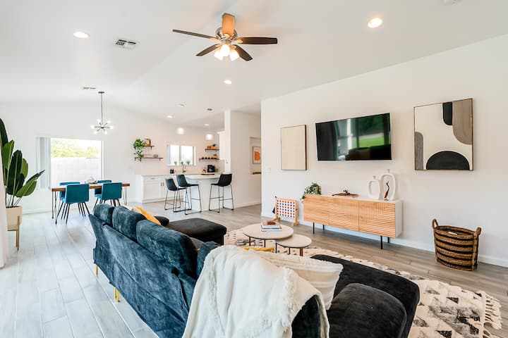 Family-friendly Urban Oasis In Central Phoenix - Phoenix