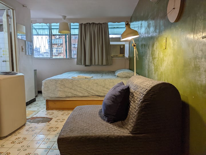 @ Retro Studio @ Ximen Mrt - 구이산 구