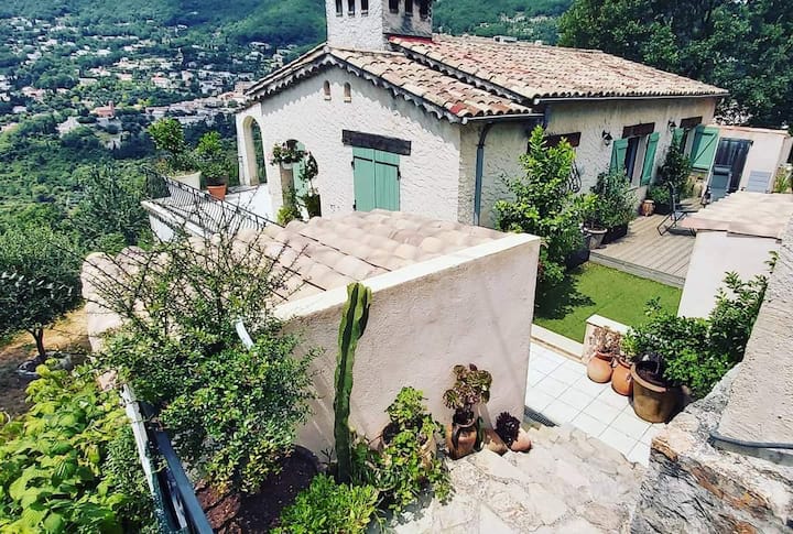 Charmant Haut De Villa - Valbonne