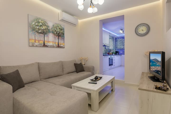 Evia's Apartment - New Apartment In Town! - Zakynthos