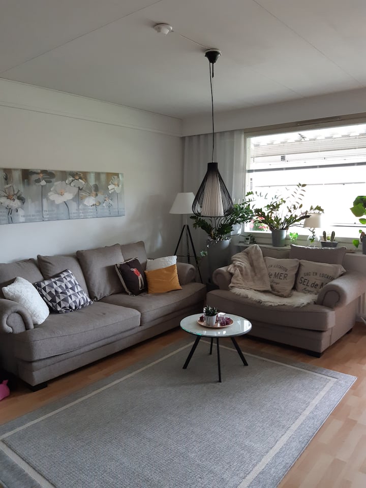 Ihana Luhtitalon 2. Kerroksen Kaksio Parvekkeella - Joensuu