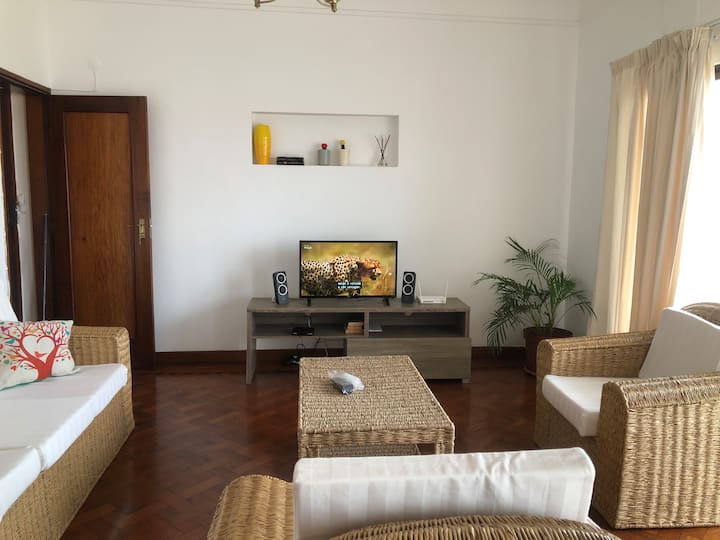Lovely 3 Bedroom Unit At The Iconic Area Of Maputo - Maputo
